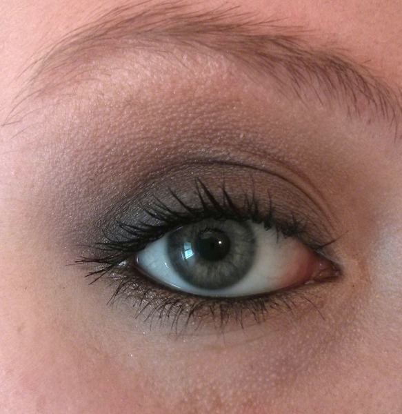 Eyelid/Crease Skin Bumps?! | Beautylish