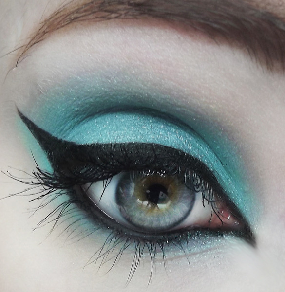 Victoria D.'s (ToriBiohazard) - Eyes Gallery | Beautylish