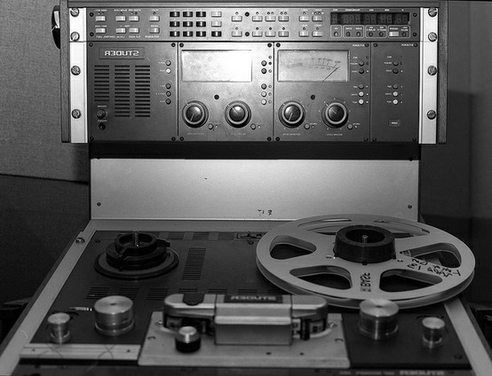 Audio Tips for Video Tutorials | Beautylish