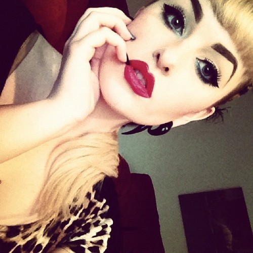 Meow | Laura K.'s (lauracarmen) Photo | Beautylish