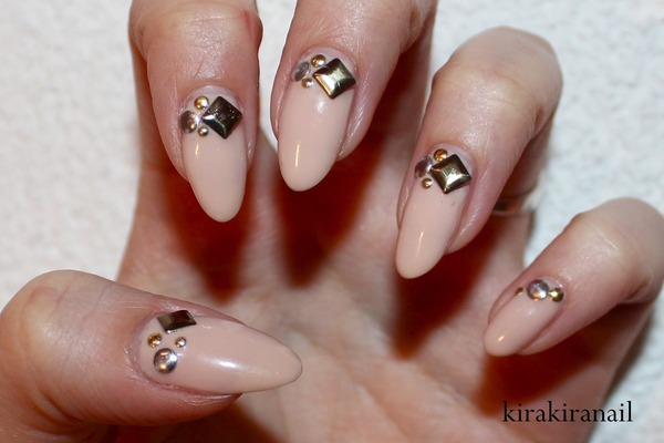 Pointed stiletto nails. ? | Beautylish