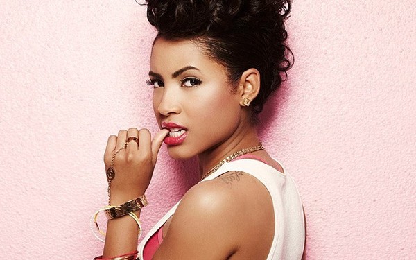 Behind the Scenes with Sabi | Beautylish