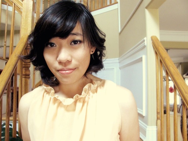 Photos with e.l.f. 24K 32-Piece Eyeshadow Palette | Beautylish