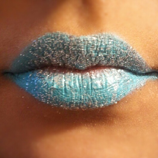 Blue lips | Issa L.'s Photo | Beautylish