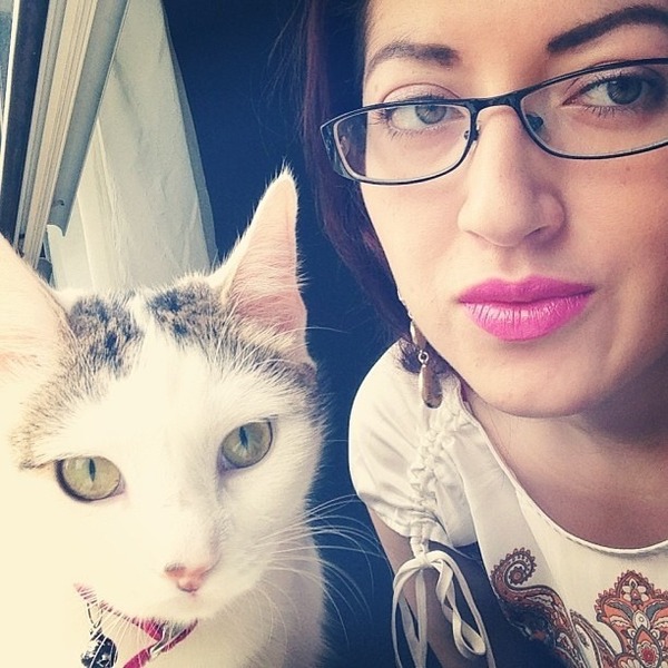 My Glitzy and I taking selfies | Lillianette G.'s (MAKEUPBYNURYG) Photo ...