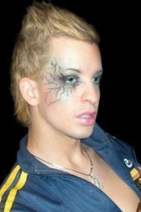 Face cracking | BenJamyn G.'s Photo | Beautylish