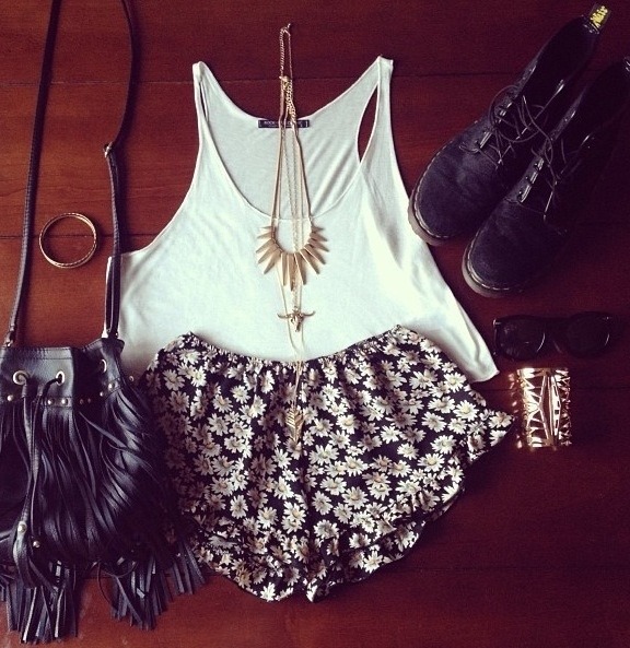 What to wear to a ezoo concert? | Beautylish