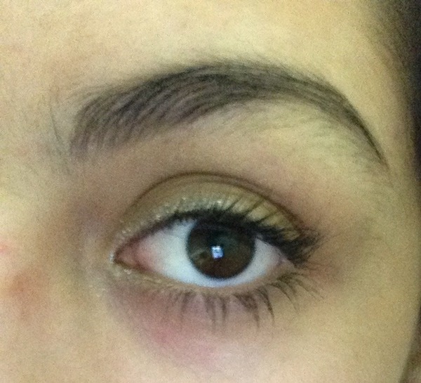 How to fix my uneven eyebrows by plucking😔😞 | Beautylish