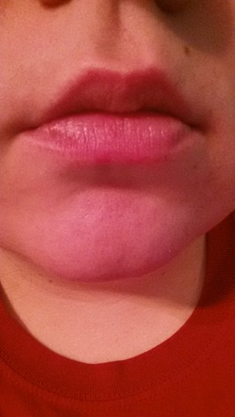 VERY small lips. | Beautylish