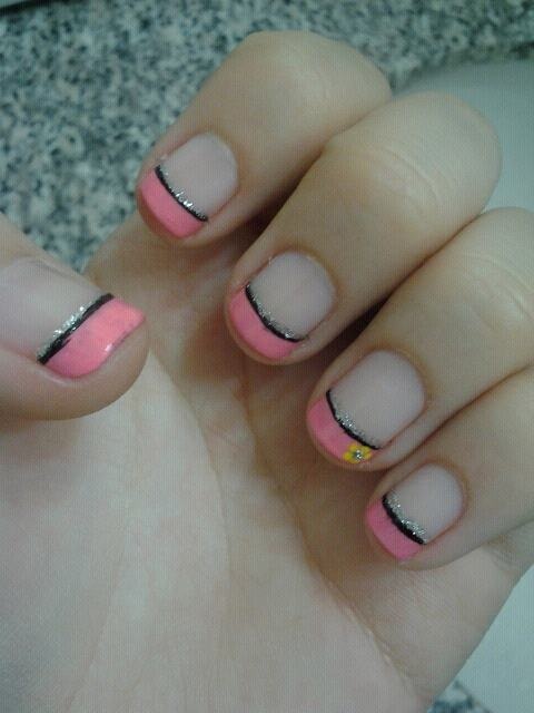 Cute French Tip Design | Sara G.'s Photo | Beautylish