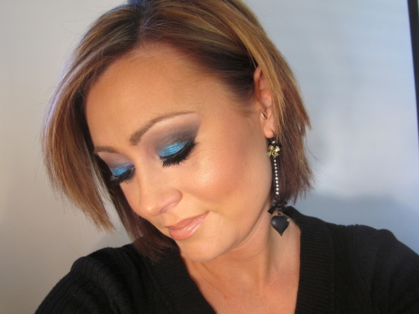 New Years Eve Midnight Blue Makeup Look | Grace M.'s (cosmeticcouturier ...