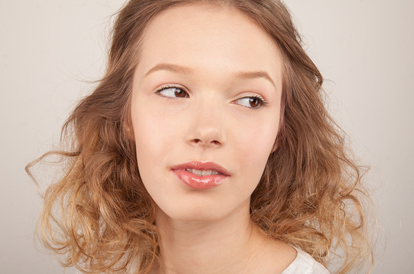 April Showers! Three Wet-Weather Hairstyles That Can Get Rained On ...