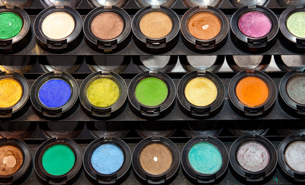 Recycled Beauty: How to Responsibly Dump Your Used Makeup | Beautylish
