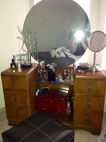 Make Up Station/Dressing Table | Beautylish