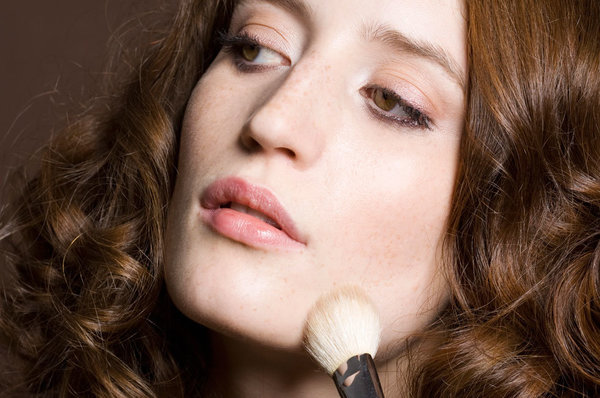 Three Easy Ways To Apply Foundation | Beautylish