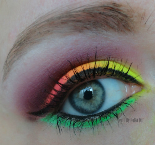 Photos with Sleek Makeup Acid i-Divine Palette | Beautylish