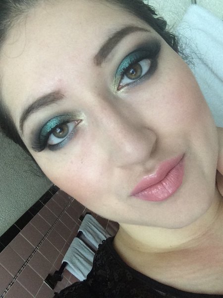 Lillianette G.'s (MAKEUPBYNURYG) Photos | Beautylish