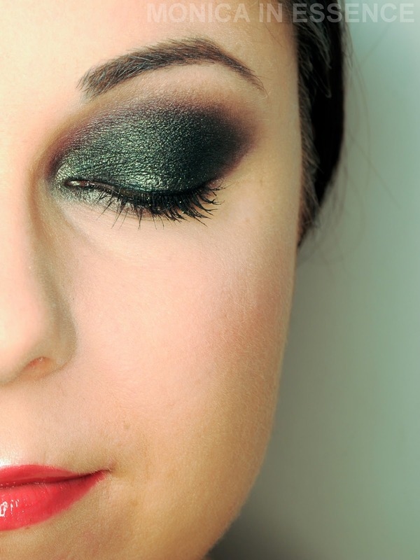 Dark Emerald Make Up look | Monica I.'s (monicainessence) Photo ...
