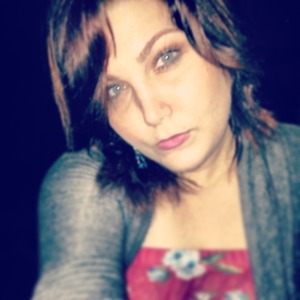 Middle part VS Side part. | Beautylish