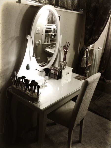 Make Up Station/Dressing Table | Beautylish