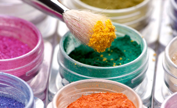 Medium Mixologist: How to Layer Your Makeup for Innovative Effects ...