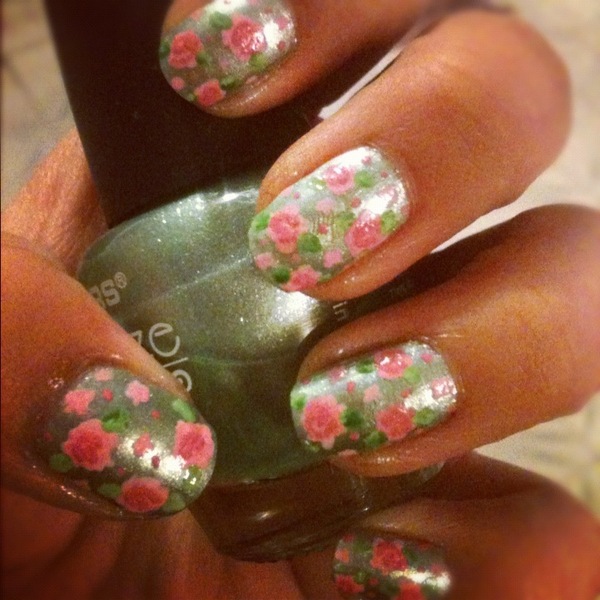 Flowers in menta | Samm H.'s (AySamm) Photo | Beautylish