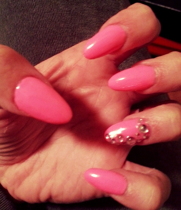 Pink Stiletto Nails | Brittany G.'s (bribee) Photo | Beautylish