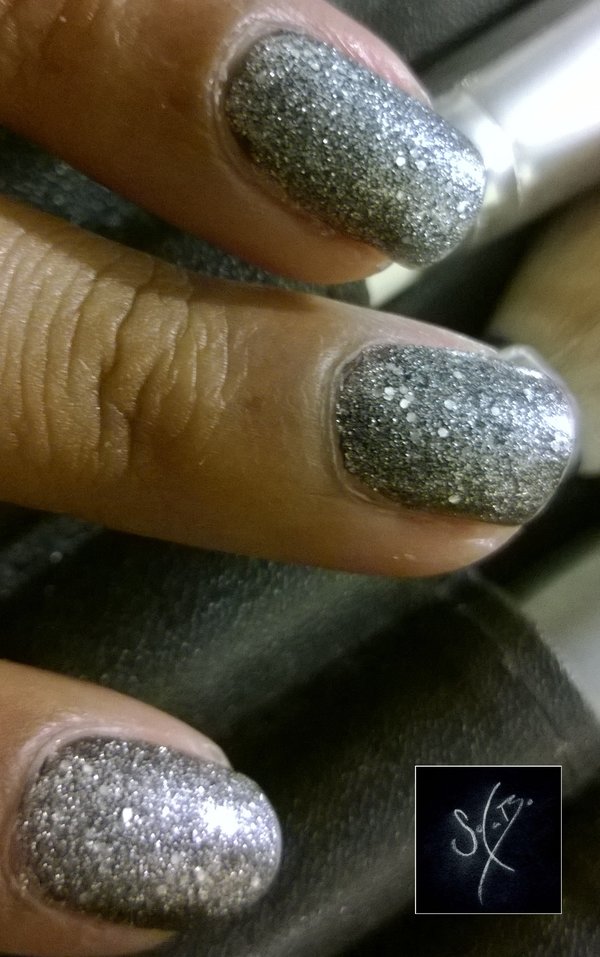 Nina Ultra Pro: Black Vinyl, Shooting Star | Sonia B.'s (socabo) Photo ...