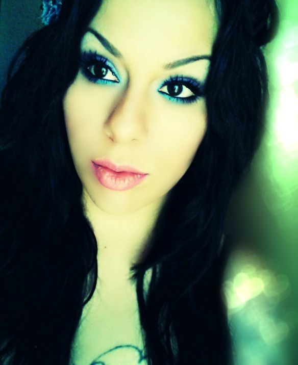 Blue & Purple eyes w/pink Lips