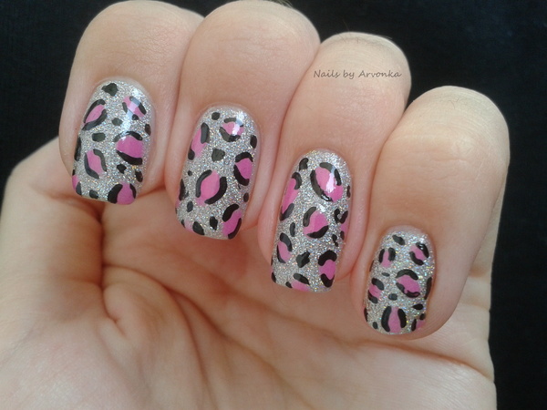 Leopard Nail Art | Veronika S.'s (nailsbyarvonka) Photo | Beautylish