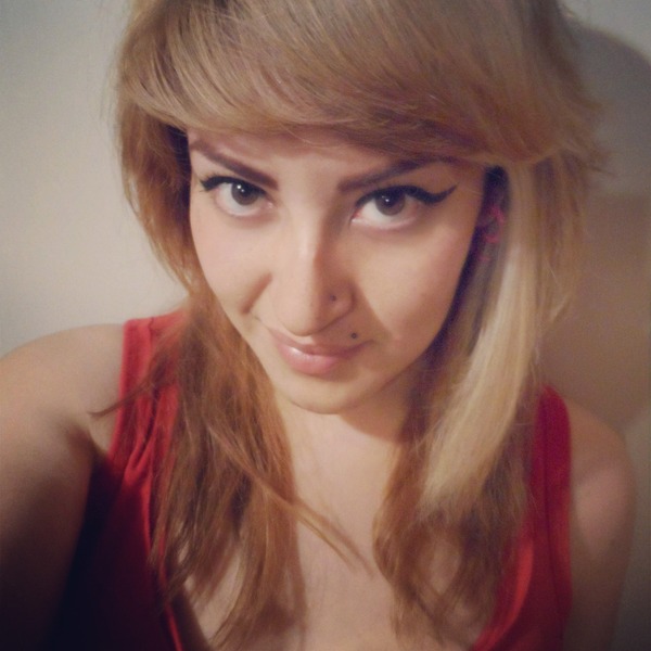 Laura I.'s Photos | Beautylish